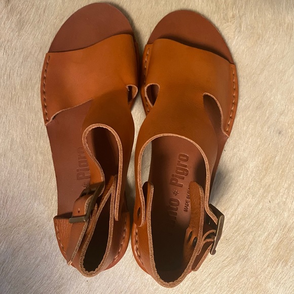 punto pigro | Shoes | Punto Pigro San 2 Made In Italy Sandals Size 37 ...